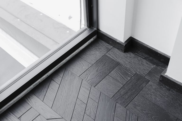 OAK-Ebony - CHAMPACA